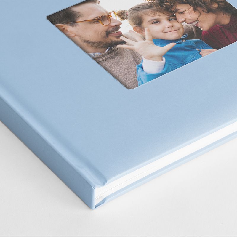 Fotobog med vindue i omslaget | 28 x 21 cm | Lav personlige fotoalbums